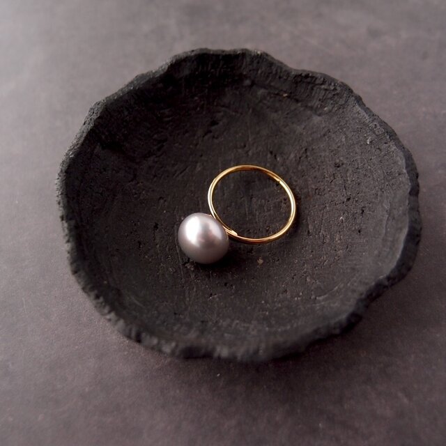 Baroque Pearl Ring【GP】バロックパール 指輪（11号フリー／Button）Gray | iichi 日々の暮らしを心地よくするハンドメイドやアンティークのマーケットプレイス