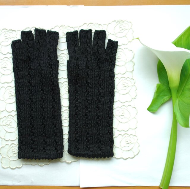 レースグローブ/ブラック | iichi 日々の暮らしを心地よくするハンドメイドやアンティークのマーケットプレイス