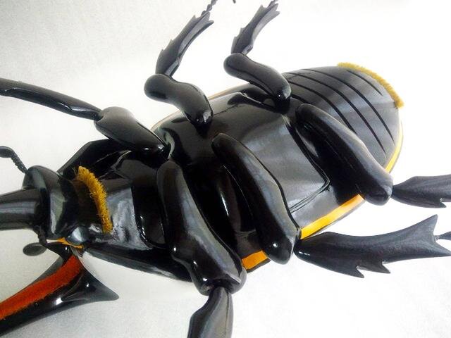 グラントシロカブト MEGA・BIG リアルフィギュア | iichi 日々の暮らしを心地よくするハンドメイドやアンティークのマーケットプレイス