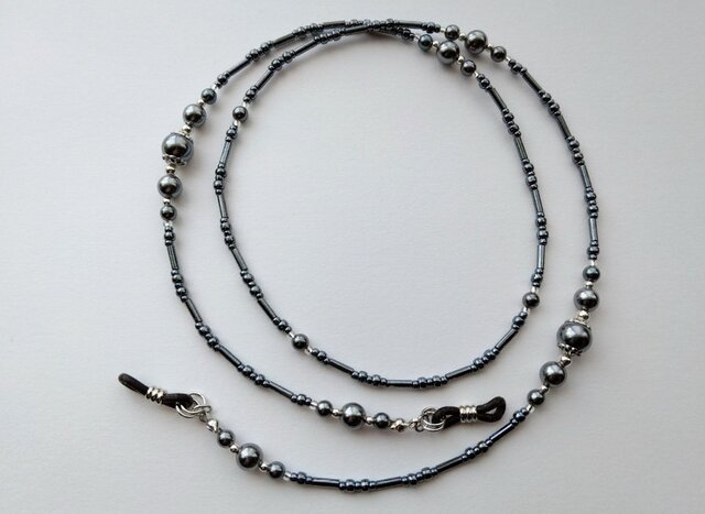 メガネストラップ・ガンメタル 04 | iichi 日々の暮らしを心地よくするハンドメイドやアンティークのマーケットプレイス