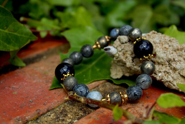 ヒーラーズゴールドAAA 10mm 自然の生命力、大地のエネルギー、ヒーラーの癒し | iichi 日々の暮らしを心地よくするハンドメイドやアンティークのマーケットプレイス