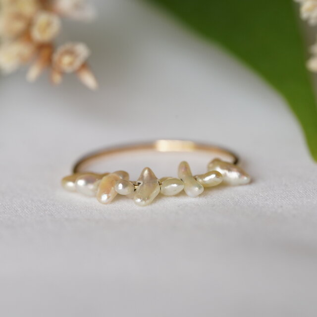 K18 Fairy Mini keshi nine Pearl ring (PR003_Keshi) | iichi 日々の暮らしを心地よくするハンドメイドやアンティークのマーケットプレイス