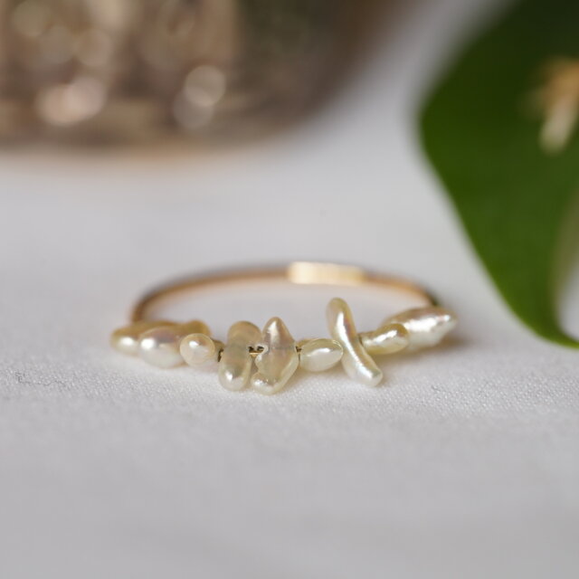 K18 Fairy Mini keshi nine Pearl ring (PR003_Keshi) | iichi 日々の暮らしを心地よくするハンドメイドやアンティークのマーケットプレイス