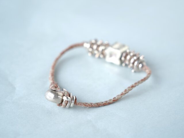 -Silver- code bracelet | iichi 日々の暮らしを心地よくするハンドメイドやアンティークのマーケットプレイス