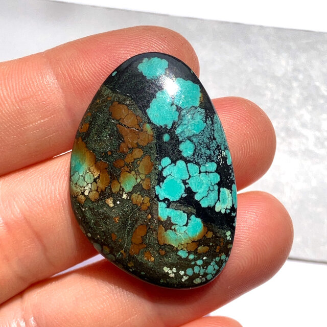 チベット産ターコイズ[276]36x25mm 35Cts 天然石 / カボション / ルース | iichi 日々の暮らしを心地よくするハンドメイドやアンティークのマーケットプレイス