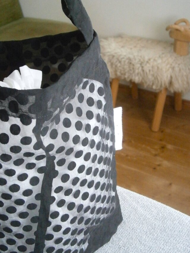 DotsOrgandy 透けるBag | iichi 日々の暮らしを心地よくするハンドメイドやアンティークのマーケットプレイス