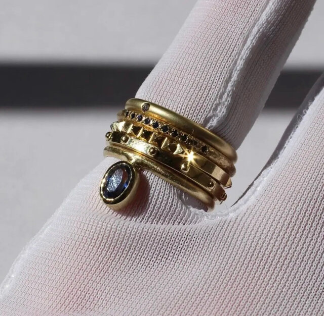 Bicolor sapphire / K10YG | iichi 日々の暮らしを心地よくするハンドメイドやアンティークのマーケットプレイス