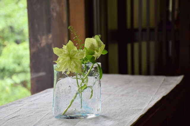 konoha花瓶のあお | iichi 日々の暮らしを心地よくするハンドメイドやアンティークのマーケットプレイス