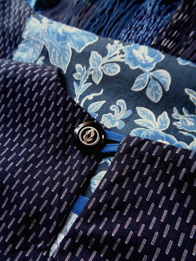 ラス1 絵画なパッチワーク♥navy blue♥ギャザードレスワンピース♥ゆったり マキシ丈 7分袖にも | iichi 日々の暮らしを心地よくするハンドメイドやアンティークのマーケットプレイス