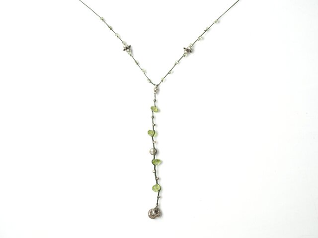 -Peridot-【Y_line】braid necklace | iichi 日々の暮らしを心地よくするハンドメイドやアンティークのマーケットプレイス