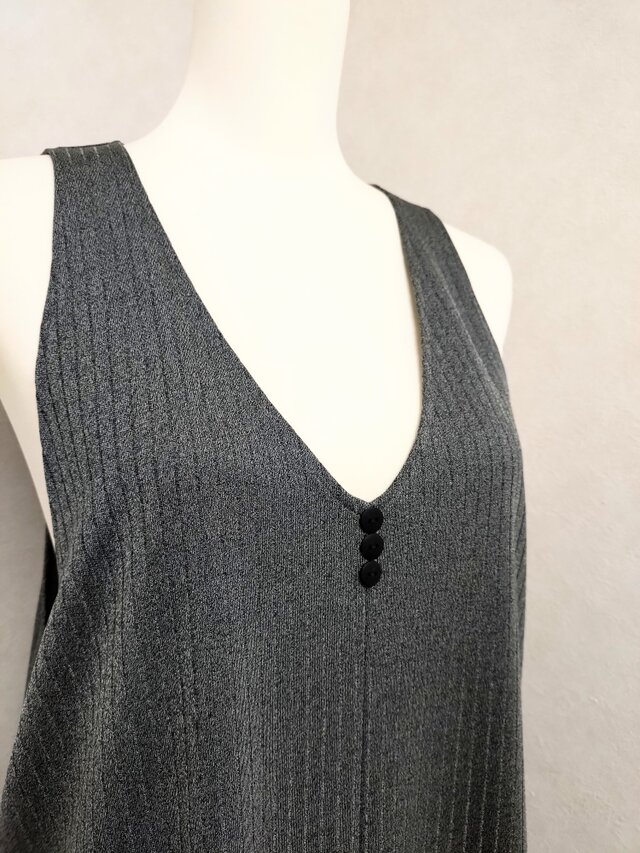 スタイリッシュな大人なジャンパースカート。GST−250 | iichi 日々の暮らしを心地よくするハンドメイドやアンティークのマーケットプレイス