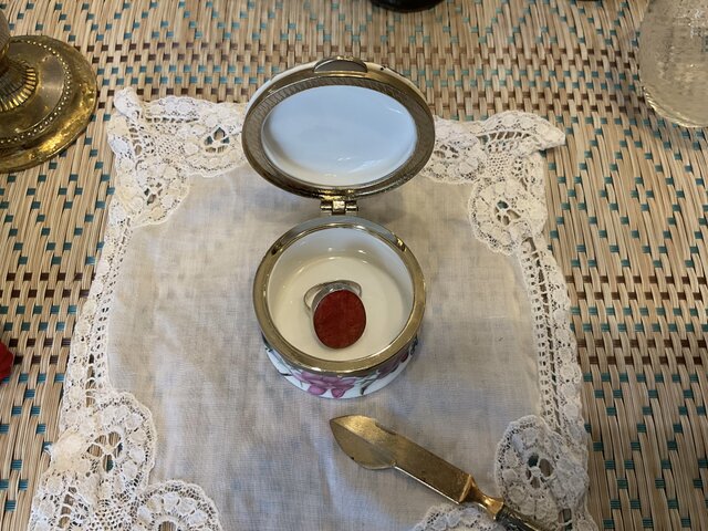 ロンドンで見つけた flower box | iichi 日々の暮らしを心地よくするハンドメイドやアンティークのマーケットプレイス