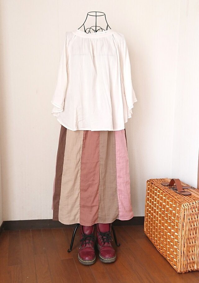 パッチワークスカート【strawberry & choco 】 | iichi 日々の暮らしを心地よくするハンドメイドやアンティークのマーケットプレイス