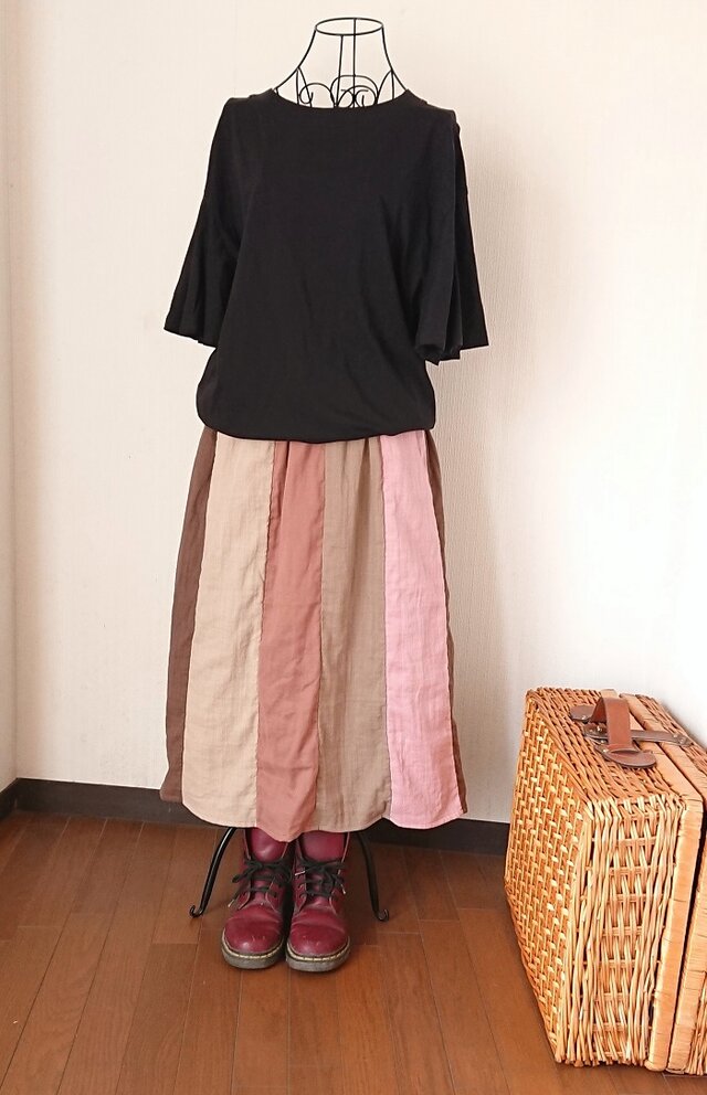 パッチワークスカート【strawberry & choco 】 | iichi 日々の暮らしを心地よくするハンドメイドやアンティークのマーケットプレイス