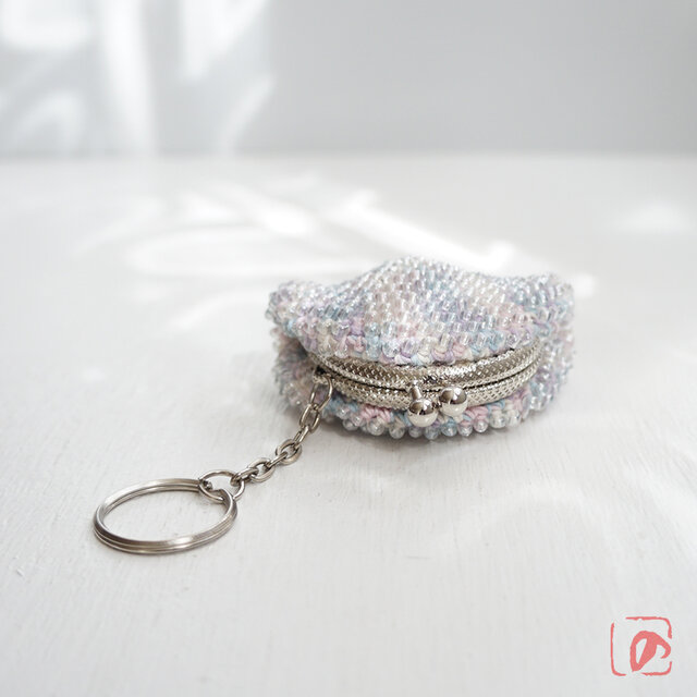 ばあば☆ガラスビーズのちびがま（霞・2047） | iichi 日々の暮らしを心地よくするハンドメイドやアンティークのマーケットプレイス