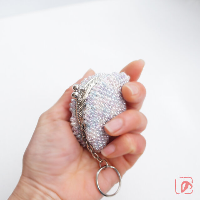 ばあば☆ガラスビーズのちびがま（霞・2047） | iichi 日々の暮らしを心地よくするハンドメイドやアンティークのマーケットプレイス