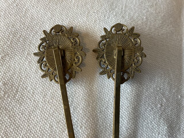 ロンドンで見つけたヘアーピン | iichi 日々の暮らしを心地よくするハンドメイドやアンティークのマーケットプレイス