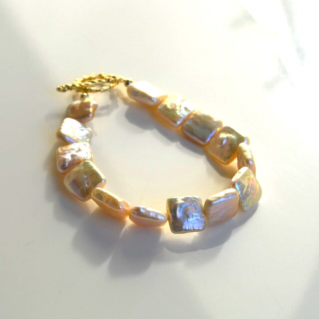 ★スクエア型淡水パールのブレスレット★送料無料♪Cm | iichi 日々の暮らしを心地よくするハンドメイドやアンティークのマーケットプレイス