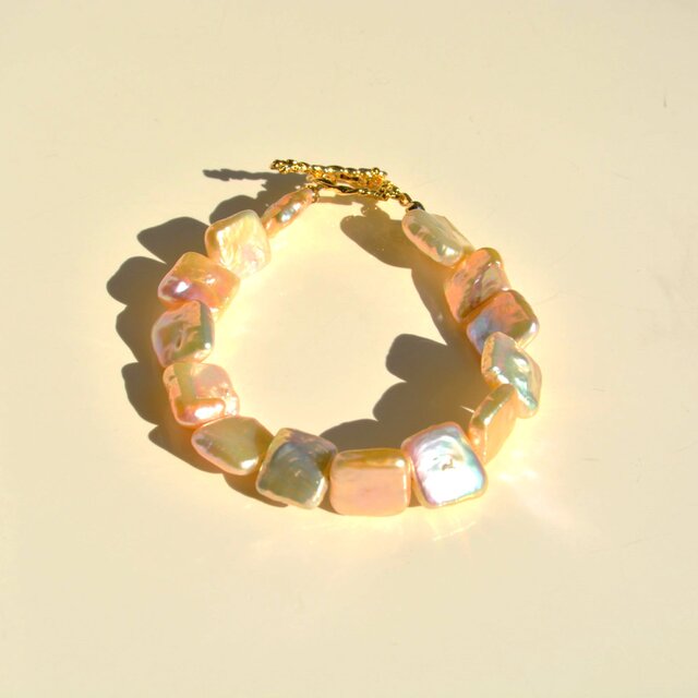 ★スクエア型淡水パールのブレスレット★送料無料♪Cm | iichi 日々の暮らしを心地よくするハンドメイドやアンティークのマーケットプレイス