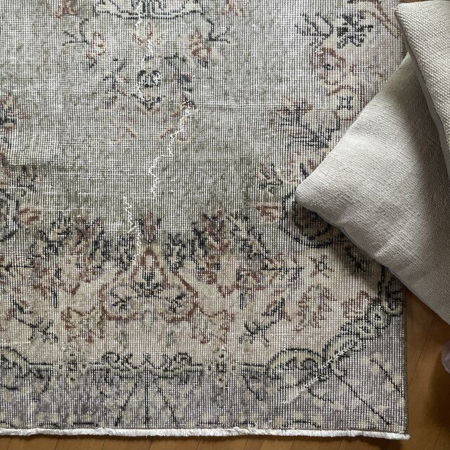 86×207 メダリオン モスグリーン×クリームベージュ トルコヴィンテージラグ | iichi 日々の暮らしを心地よくするハンドメイドやアンティークのマーケットプレイス