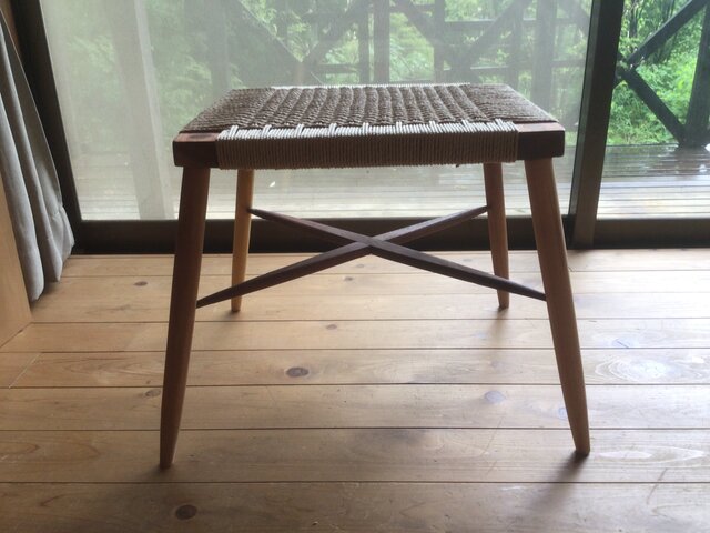 2024/05/29 スツール | iichi 日々の暮らしを心地よくするハンドメイドやアンティークのマーケットプレイス