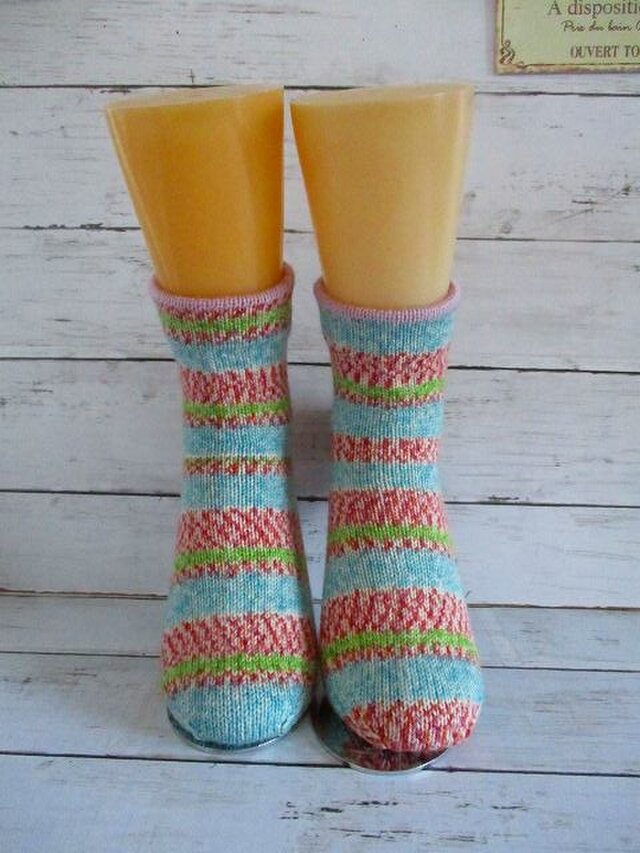 冷え取りソックス Rico Design Superba Bamboo 013 & Uni | iichi 日々の暮らしを心地よくするハンドメイドやアンティークのマーケットプレイス