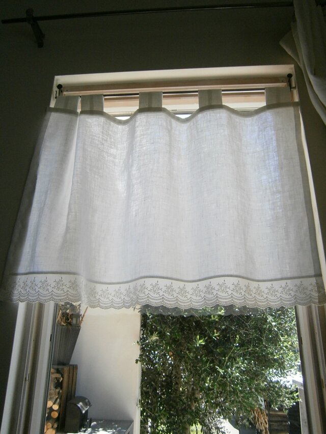 cutwork刺繡×linen ＊＠タブstyle＊ | iichi 日々の暮らしを心地よくするハンドメイドやアンティークのマーケットプレイス