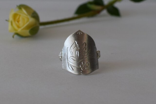 Silver Ring | iichi 日々の暮らしを心地よくするハンドメイドやアンティークのマーケットプレイス