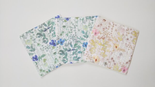 【pさまご予約分】ハンカチ ガーゼ×パイル リバティ Irma 約20cm角 3色セット | iichi 日々の暮らしを心地よくするハンドメイドやアンティークのマーケットプレイス