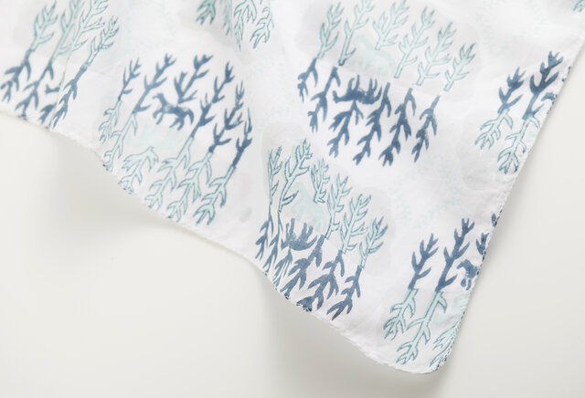 BLOCK PRINT ハンカチ / Horse | iichi 日々の暮らしを心地よくするハンドメイドやアンティークのマーケットプレイス