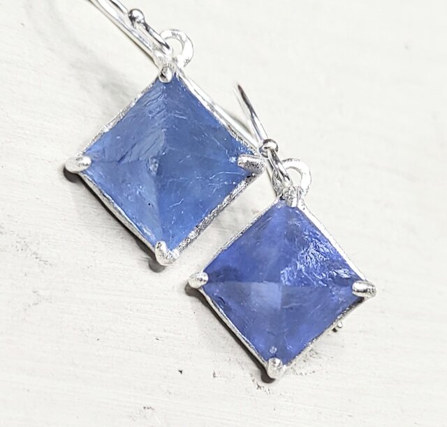 ブルーフローライト＊925 pierce | iichi 日々の暮らしを心地よくするハンドメイドやアンティークのマーケットプレイス