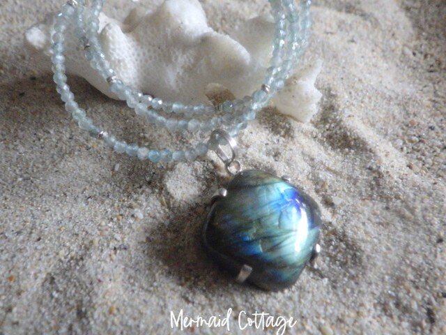 *sv925* Big Labradorite Necklace ラブラドライト＆アパタイトネックレス | iichi 日々の暮らしを心地よくするハンドメイドやアンティークのマーケットプレイス
