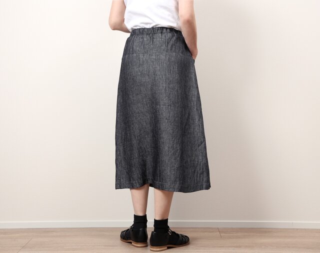 #441シンプルスカート(黒デニム調) | iichi 日々の暮らしを心地よくするハンドメイドやアンティークのマーケットプレイス