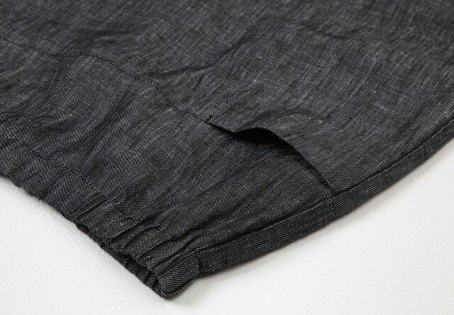 #441シンプルスカート(黒デニム調) | iichi 日々の暮らしを心地よくするハンドメイドやアンティークのマーケットプレイス