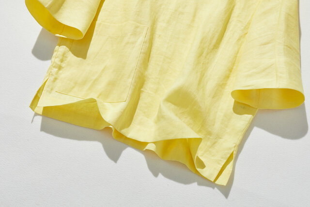 ゆるっと差の付くリネントップス 五分袖ブラウス 明るい黄色 230402-4 | iichi 日々の暮らしを心地よくするハンドメイドやアンティークのマーケットプレイス