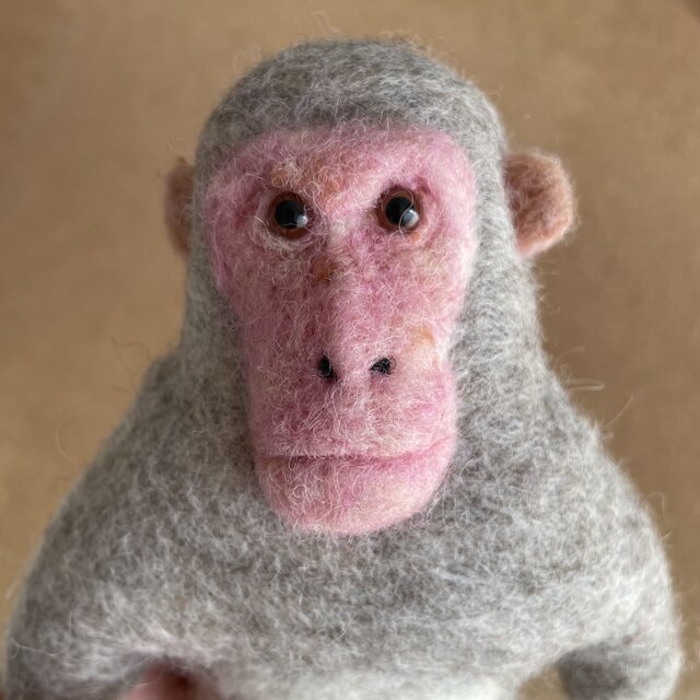 ニホンザルのぬいぐるみ | iichi 日々の暮らしを心地よくするハンドメイドやアンティークのマーケットプレイス