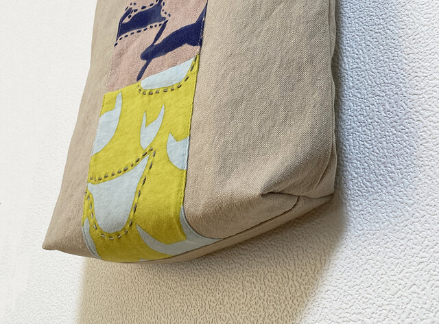 夏セール☆ミナペルホネンの動物モチーフパッチワークかばん/カラフル | iichi 日々の暮らしを心地よくするハンドメイドやアンティークのマーケットプレイス