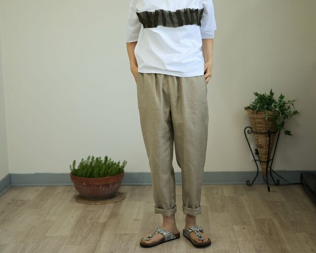 ベーシックデザイン リネンパンツ：ライトベージュ | iichi 日々の暮らしを心地よくするハンドメイドやアンティークのマーケットプレイス