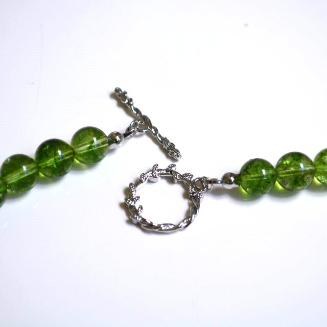 オニキスとクラック水晶のネックレス＊40cm＊8mm★送料無料♪ | iichi 日々の暮らしを心地よくするハンドメイドやアンティークのマーケットプレイス