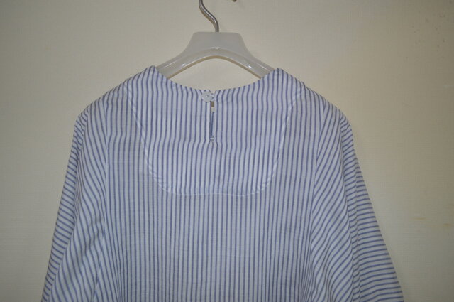 「お袖バルーンブラウス」 | iichi 日々の暮らしを心地よくするハンドメイドやアンティークのマーケットプレイス