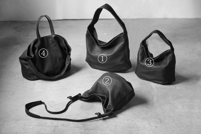 シルキータッチしっとりレザー⁂軽く柔らかい袋タイプ・LUA(LA001)＃漆黒⁂ | iichi 日々の暮らしを心地よくするハンドメイドやアンティークのマーケットプレイス