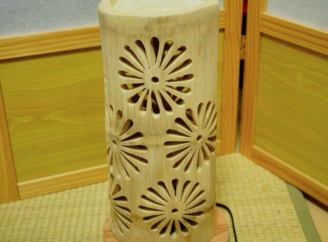 全面彫・極太竹 竹灯り・竹あかり・竹灯籠 ～～ 癒しの灯り ★hanabi★～～ | iichi 日々の暮らしを心地よくするハンドメイドやアンティークのマーケットプレイス