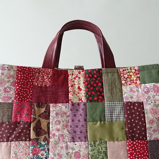patchwork tote [L] | iichi 日々の暮らしを心地よくするハンドメイドやアンティークのマーケットプレイス
