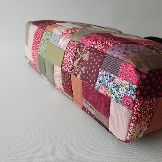 patchwork tote [L] | iichi 日々の暮らしを心地よくするハンドメイドやアンティークのマーケットプレイス