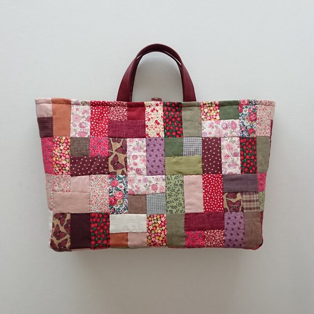 patchwork tote [L] | iichi 日々の暮らしを心地よくするハンドメイドやアンティークのマーケットプレイス