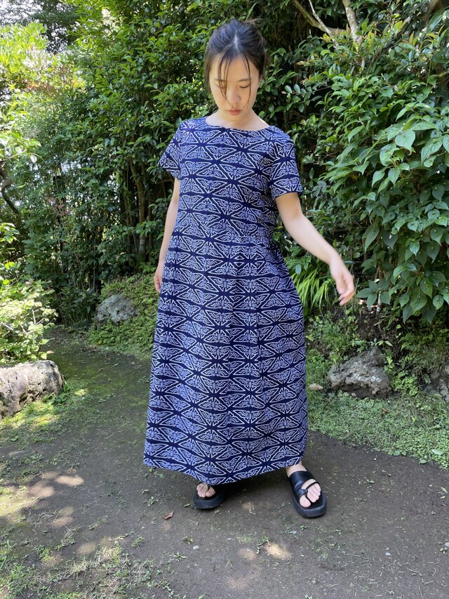 連続蝶々、浴衣リメイク タックワンピース | iichi 日々の暮らしを心地よくするハンドメイドやアンティークのマーケットプレイス