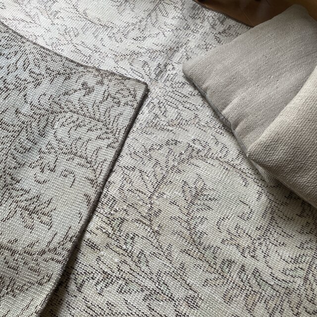 98×118 ナチュラルリーフ 淡いクリーム×ブラウン トルコヴィンテージラグ | iichi 日々の暮らしを心地よくするハンドメイドやアンティークのマーケットプレイス