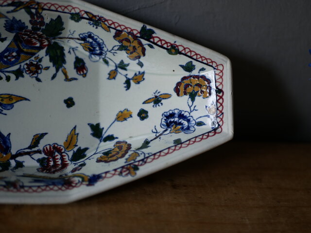 GIEN ラヴィエ ジアン フランスアンティーク アンティークのある暮らし | iichi 日々の暮らしを心地よくするハンドメイドやアンティークのマーケットプレイス