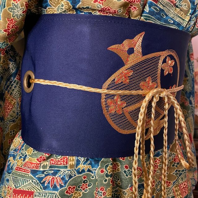 和洋折衷 着物 リメイク ワンピース ドレス 名古屋帯サッシュベルト 洗える 化繊 レトロ 古着 和 モダン KW-395 | iichi 日々の暮らしを心地よくするハンドメイドやアンティーク ...