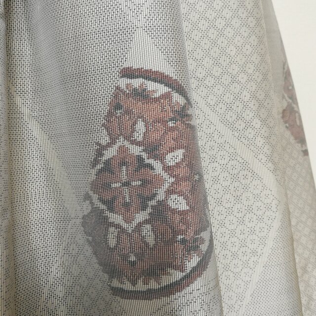 大島紬リメイク＊タックスカート | iichi 日々の暮らしを心地よくするハンドメイドやアンティークのマーケットプレイス